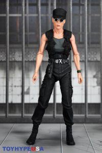 NECA Toys Terminator 2: Judgment Day Sarah Connor & John Connor 2 Pack ...
