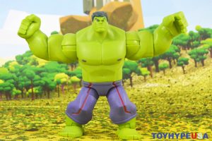 Disney Store Exclusive Marvel Toy Box Avengers Gift Set Review