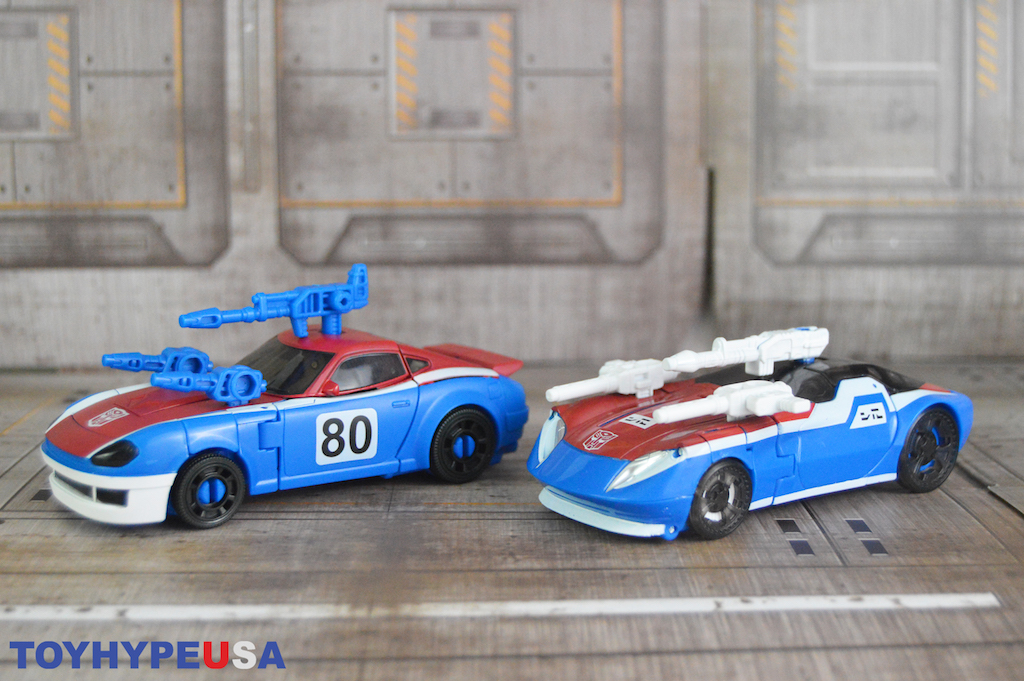 Hasbro Transformers War For Cybertron: Earthrise Smokescreen Figure Review