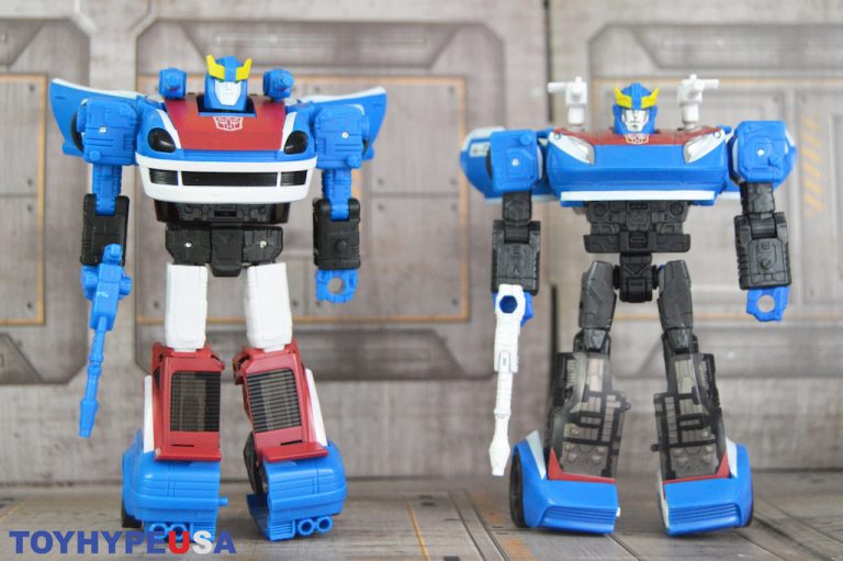 Hasbro Transformers War For Cybertron: Earthrise Smokescreen Figure Review