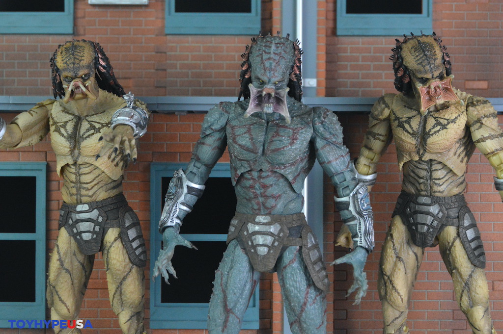 NECA Toys The Predator - Ultimate Unarmored Assassin Predator Figure Review