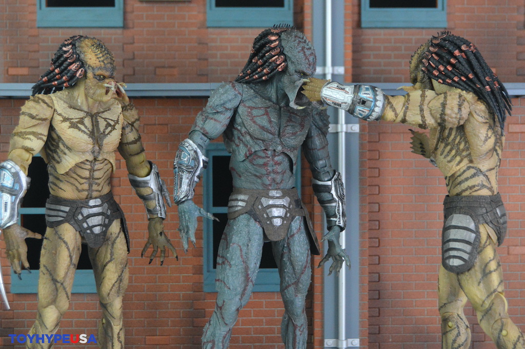 NECA Toys The Predator - Ultimate Unarmored Assassin Predator Figure Review