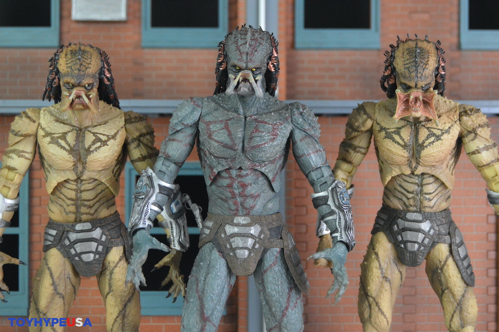 NECA Toys The Predator - Ultimate Unarmored Assassin Predator Figure Review