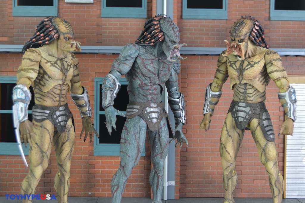NECA Toys The Predator - Ultimate Unarmored Assassin Predator Figure Review