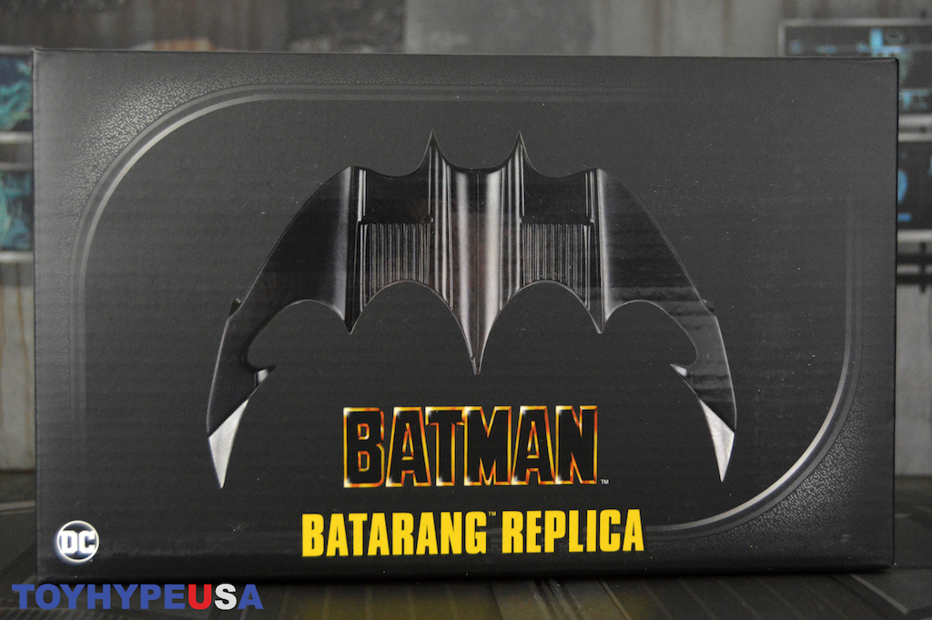 NECA Toys Batman 1989 Life Size Batarang Replica Review