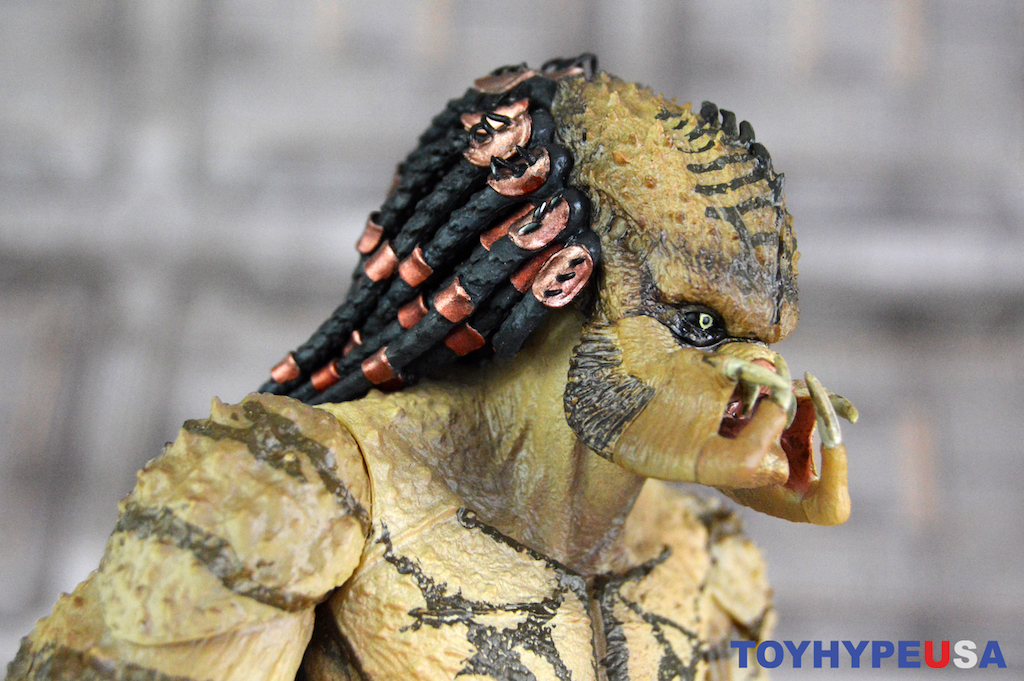 NECA Toys The Predator - Ultimate Unarmored Assassin Predator Figure Review