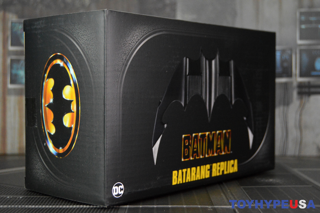 NECA Toys Batman 1989 Life Size Batarang Replica Review