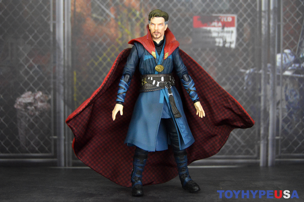 S.H. Figuarts Avengers: Infinity War - Battle on Titan Edition Doctor ...
