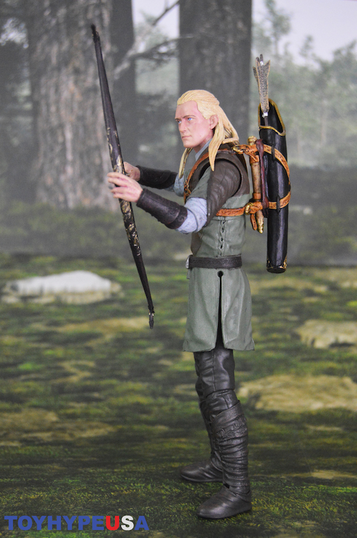 Diamond Select Toys Lord of the Rings Select Series 1 Legolas Figure Review