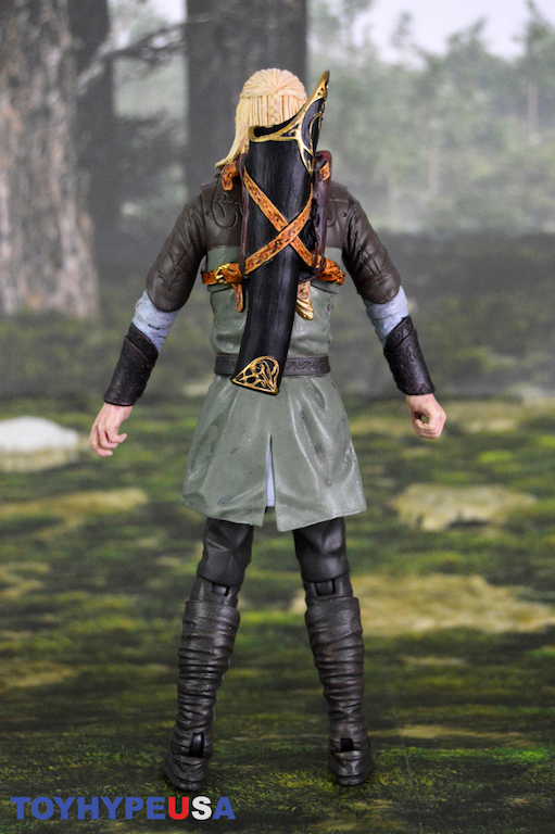Diamond Select Toys Lord of the Rings Select Series 1 Legolas Figure Review