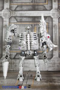 Hasbro Transformers War for Cybertron: Kingdom Ractonite Figure Review