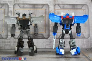 Hasbro Transformers Netflix War for Cybertron: Trilogy - Sparkless Bot ...