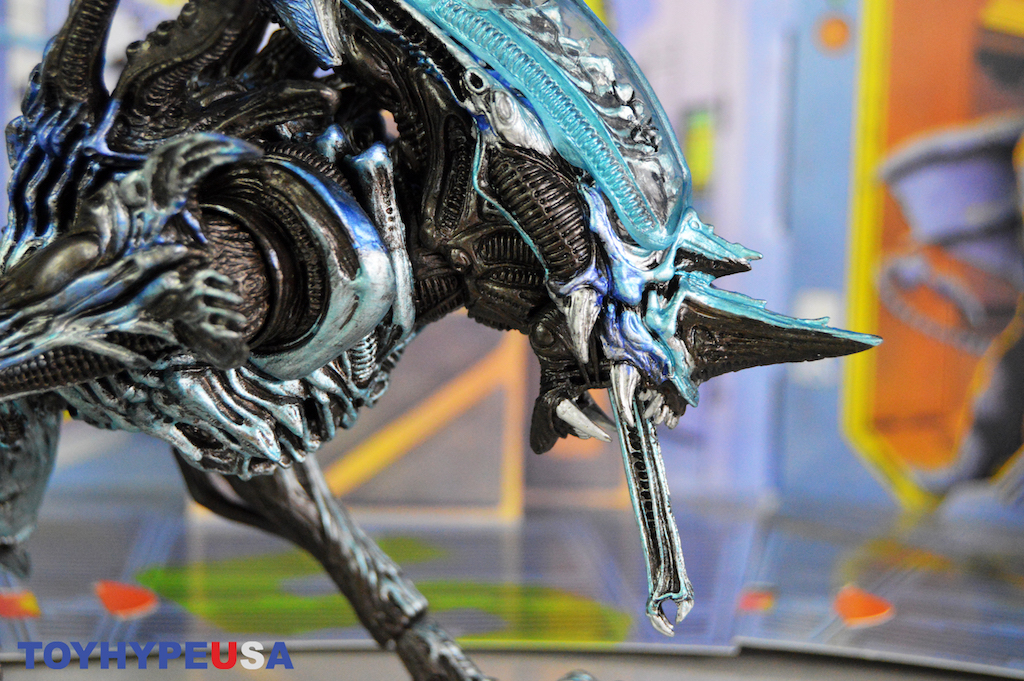 NECA Toys Ultimate Rhino Alien (Kenner Tribute) Version 2 Figure Review