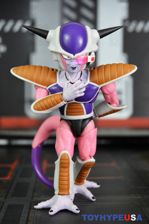 Tamashii Nations S.H. Figuarts Dragon Ball Z First Form & Frieza Pod ...