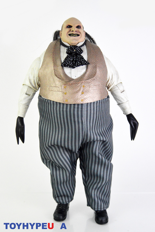 NECA Toys Batman Returns Mayoral Penguin 1/4" Scale Figure Review
