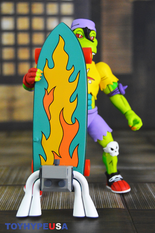 NECA Toys Teenage Mutant Ninja Turtles Mondo Gecko & Kerma Figures Review