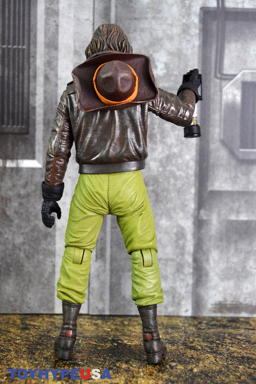 NECA Toys The Thing Ultimate MacReady Outpost 31 Figure Review