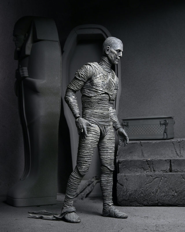 NECA Toys Universal Monsters The Mummy (B&W) Figure