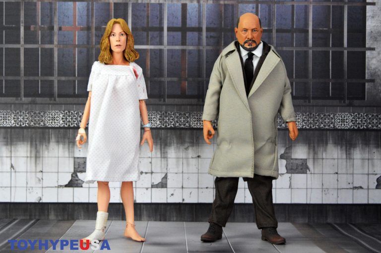 NECA Toys Halloween II - Doctor Loomis & Laurie Strode Figure 2-Pack Review