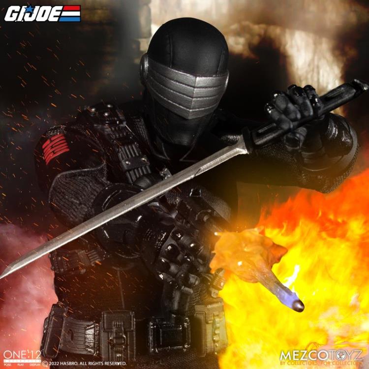 Mezco Toyz G.I. Joe: Snake Eyes Deluxe Edition One:12 Collective Figure ...