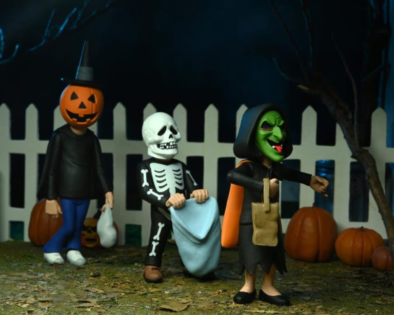 NECA Toys Halloween III: Season of the Witch Toony Terrors Trick or ...