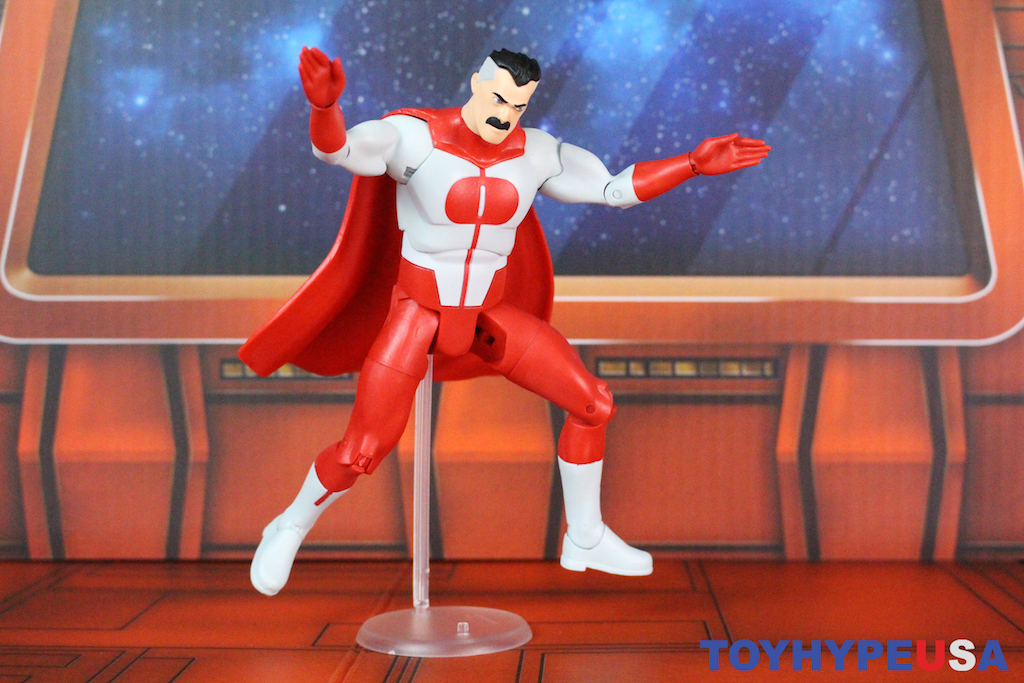 Diamond Select Toys Invincible - Omni-Man & Invincible Figures Review