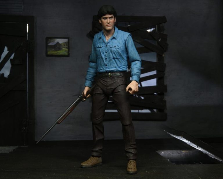 NECA Toys The Evil Dead 40th Anniversary Ultimate Ash Williams Figure ...