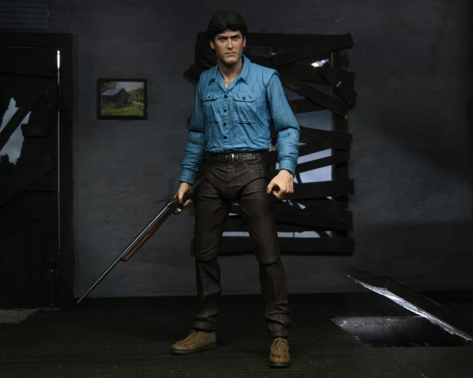 NECA Toys The Evil Dead 40th Anniversary Ultimate Ash Williams Figure ...