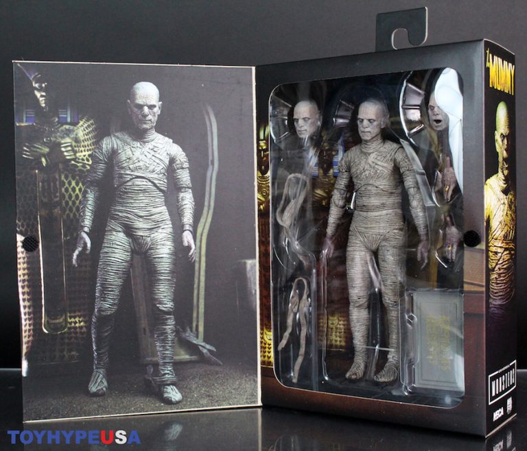 NECA Toys Universal Monsters The Mummy (B&W) Figure Review