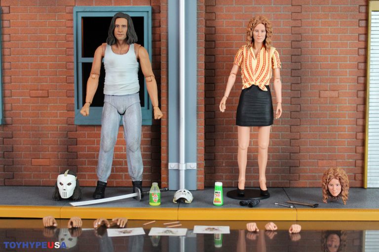 NECA Toys Teenage Mutant Ninja Turtles 1990 Casey Jones & April O'Neil ...