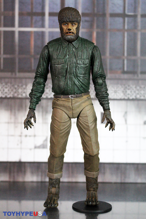 NECA Toys Universal Monsters The Wolf Man (In-Color) Figure Review