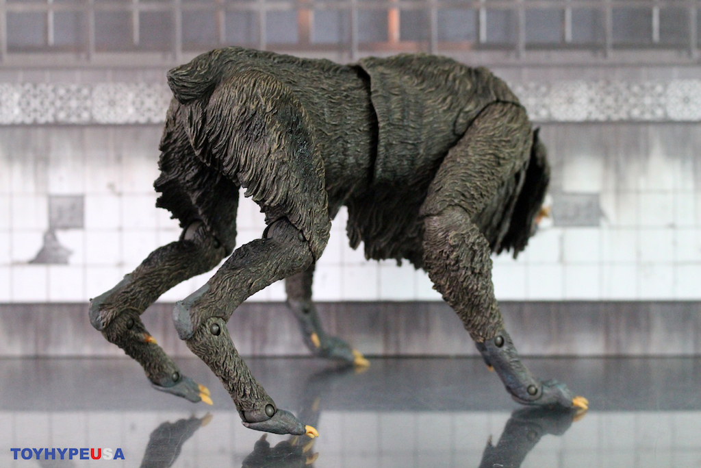 NECA Toys An American Werewolf In London Kessler Werewolf Figure Review