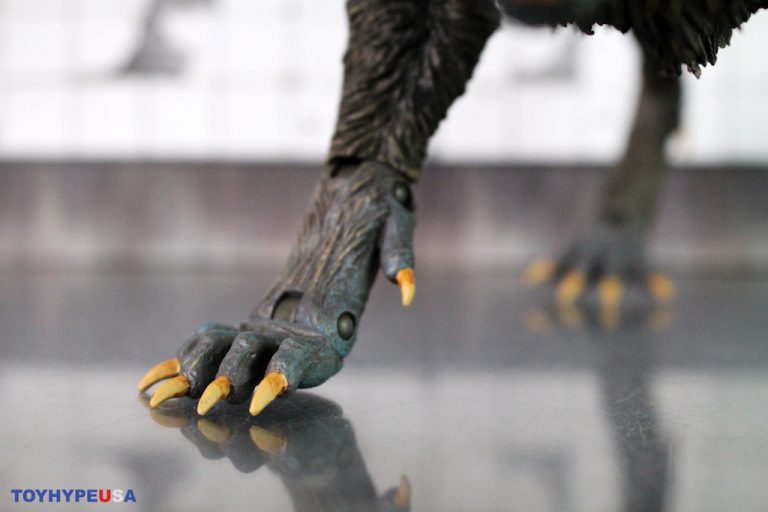 NECA Toys An American Werewolf In London Kessler Werewolf Figure Review