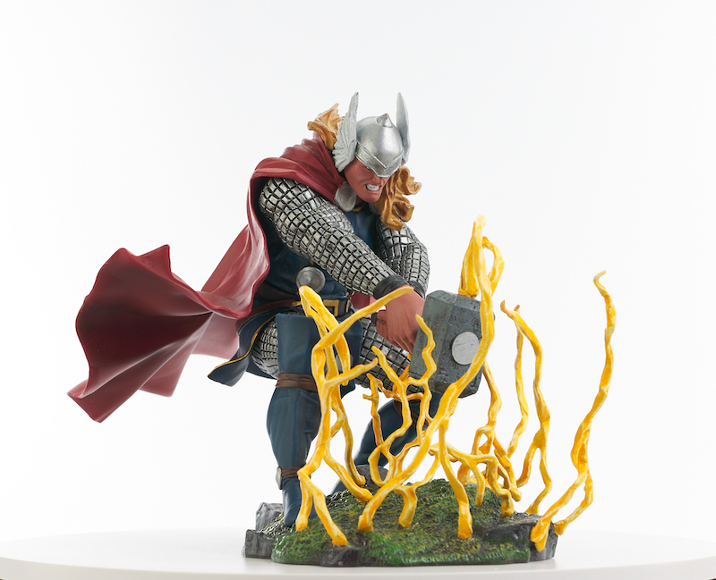 Diamond Select Toys - The Mighty Thor Gallery Diorama At shopDisney