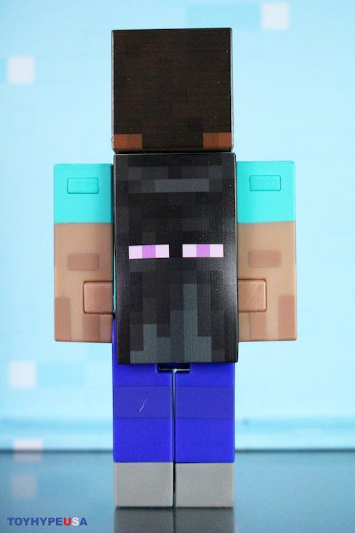 SDCC 2022 - Mattel Minecraft Diamond Level Steve Collector Figure Review