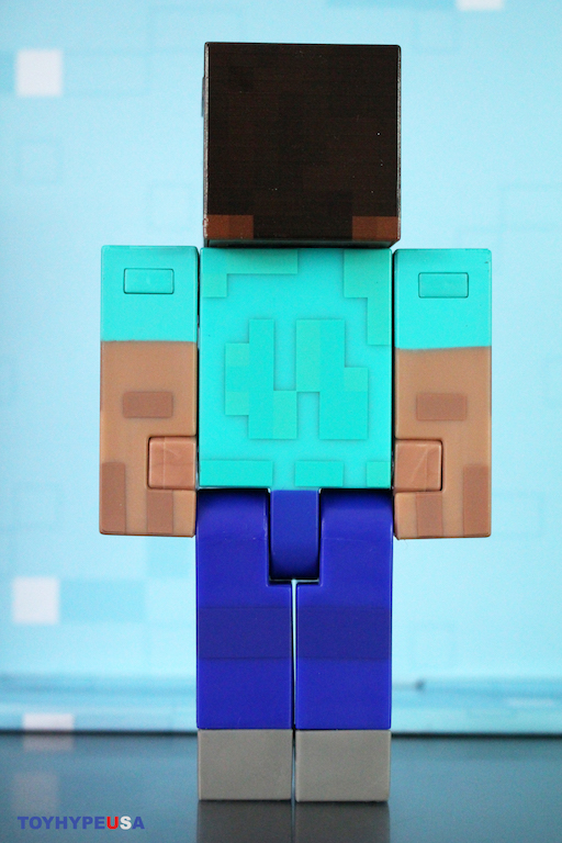 SDCC 2022 - Mattel Minecraft Diamond Level Steve Collector Figure Review