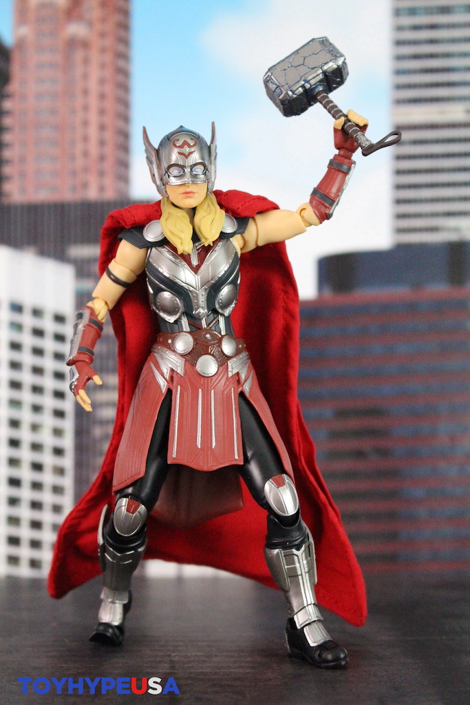 S.H. Figuarts Thor: Love and Thunder Mighty Thor Figure Review