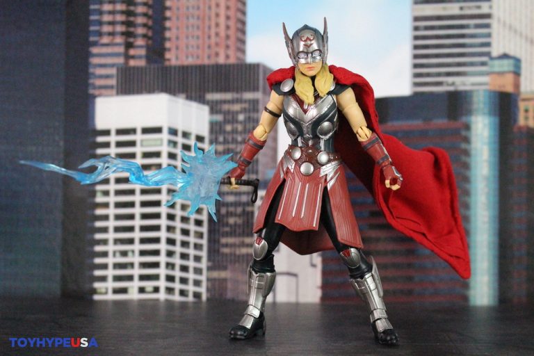 S.H. Figuarts Thor: Love and Thunder Mighty Thor Figure Review