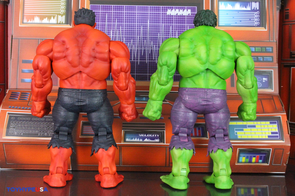 Diamond Select Toys Marvel Select Red Hulk (New) Figure Review