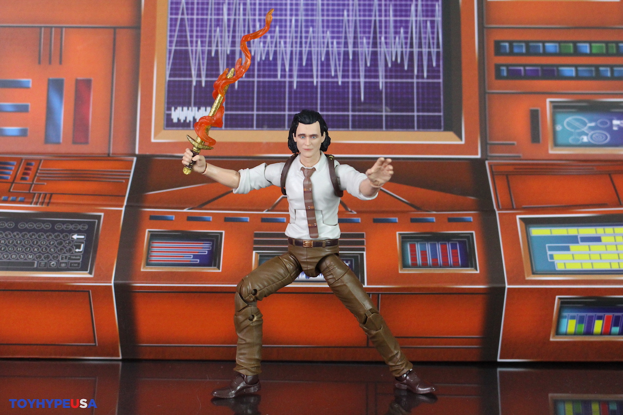 Hasbro Marvel Legends Loki with Premium Roleplay Tesseract Review