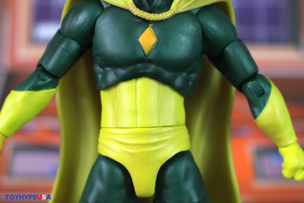 Diamond Select Toys Marvel Select Comic Vision Figure Review
