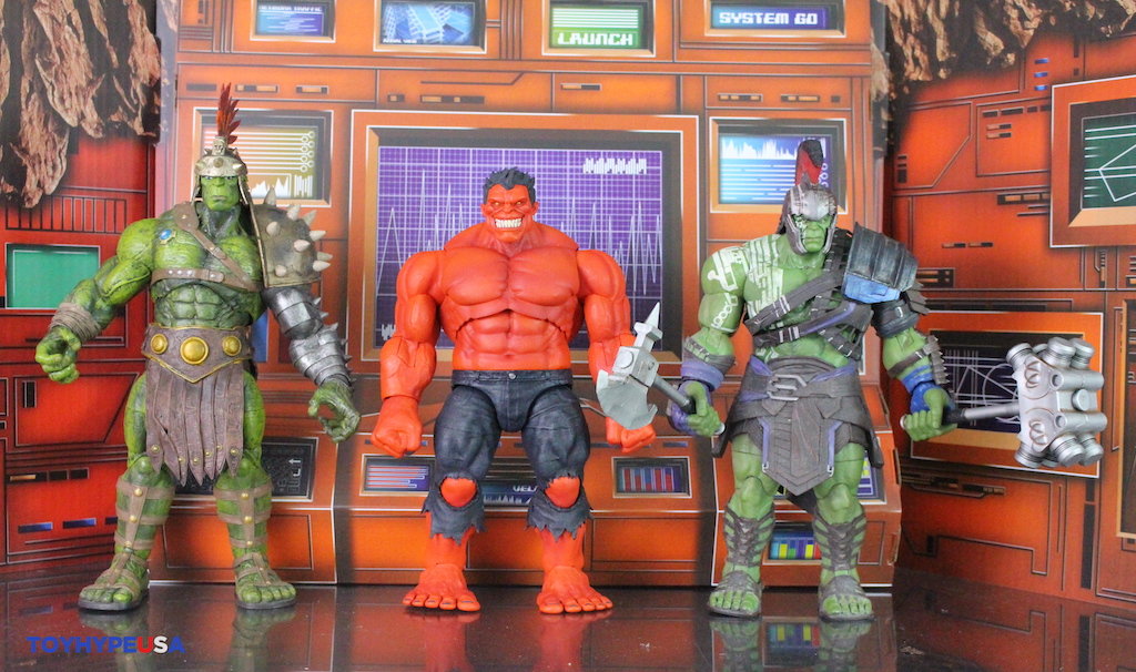 Diamond Select Toys Marvel Select Red Hulk (New) Figure Review