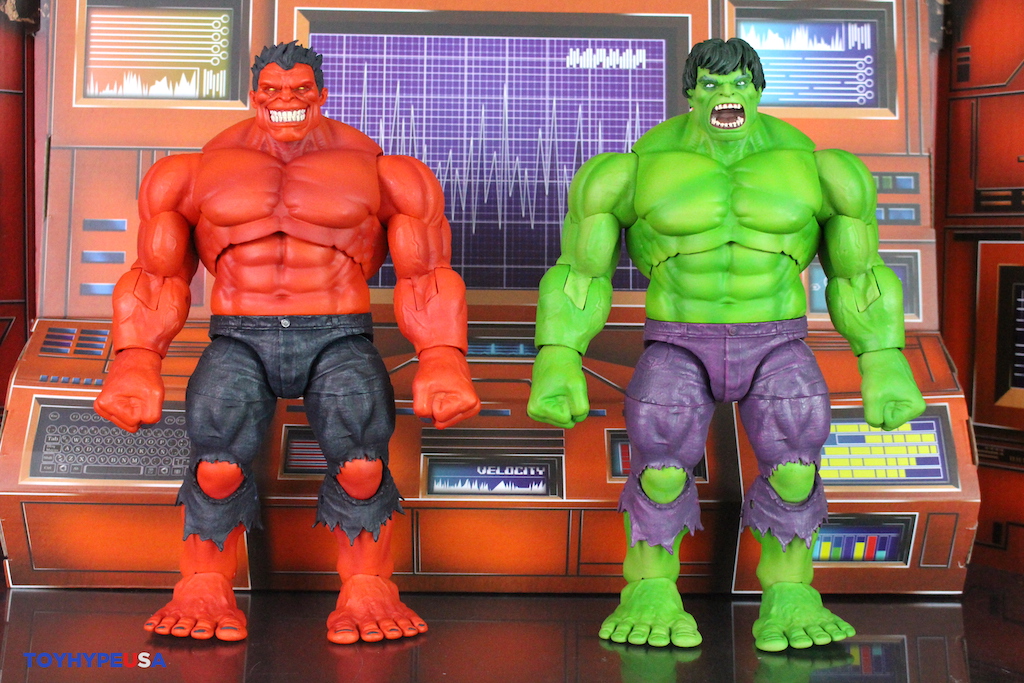 Diamond Select Toys Marvel Select Red Hulk (New) Figure Review