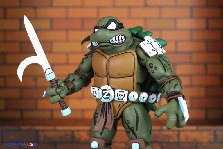 NECA Toys Teenage Mutant Ninja Turtles Adventures Slash Figure Review