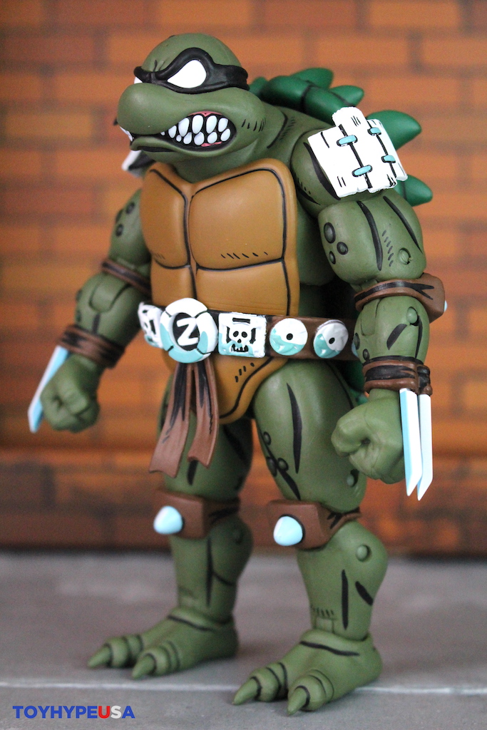 NECA Toys Teenage Mutant Ninja Turtles Adventures Slash Figure Review