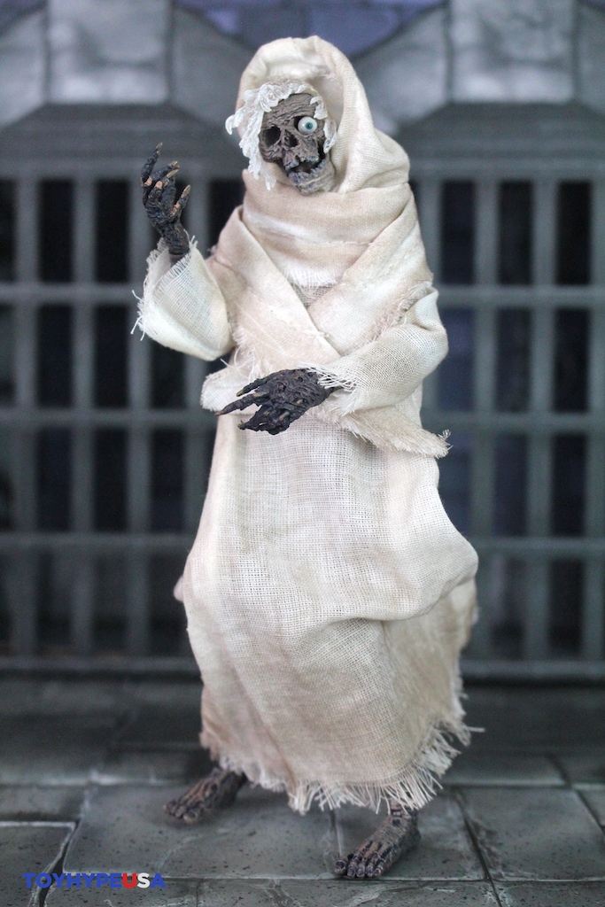 NECA Toys Creepshow Ultimate 40th Anniversary The Creep Figure Review