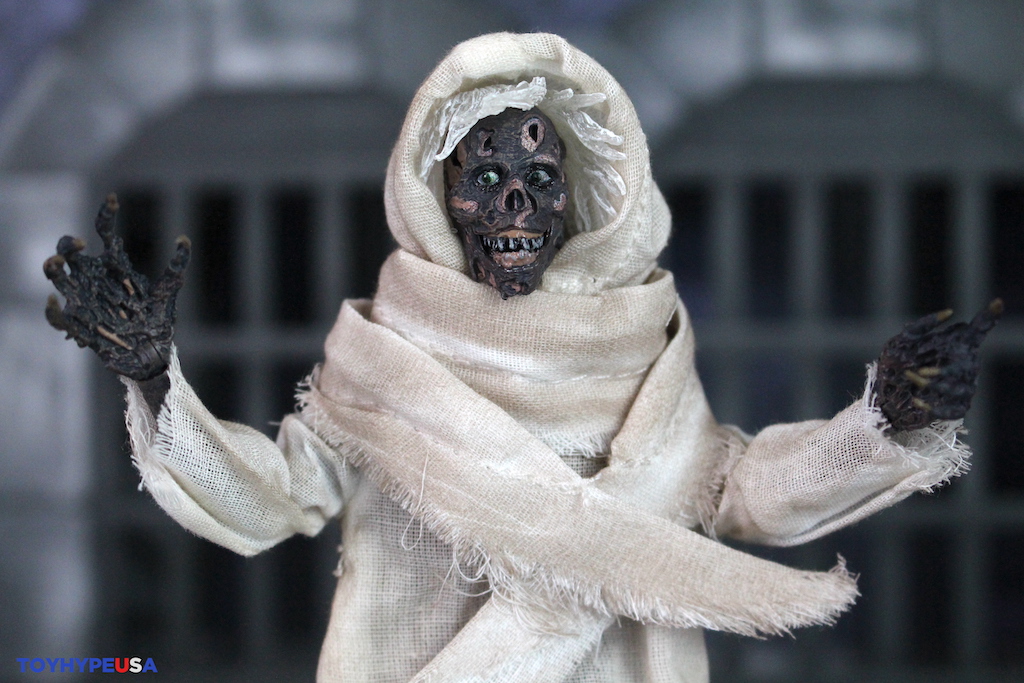 NECA Toys Creepshow Ultimate 40th Anniversary The Creep Figure Review