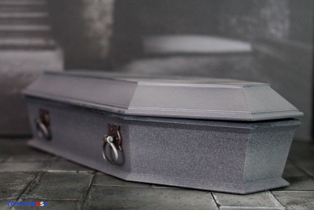 NECA Toys Universal Monsters Dracula Accessory Set Review