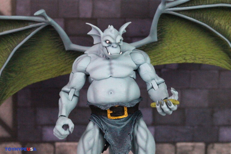NECA Toys Disney's Gargoyles Ultimate Broadway Figure Review