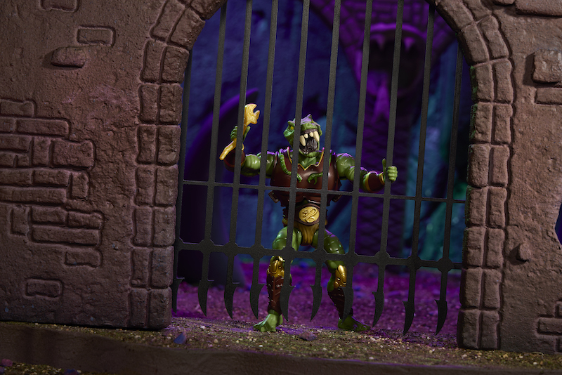 Mattel - Masters of the Universe Origins Fang-Or Figure Is Coming